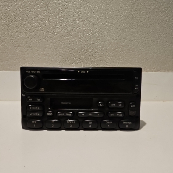 Ford | Car Audio, Video & GPS | Ford Radio Cd Tape Player 98 99 200 0 ...